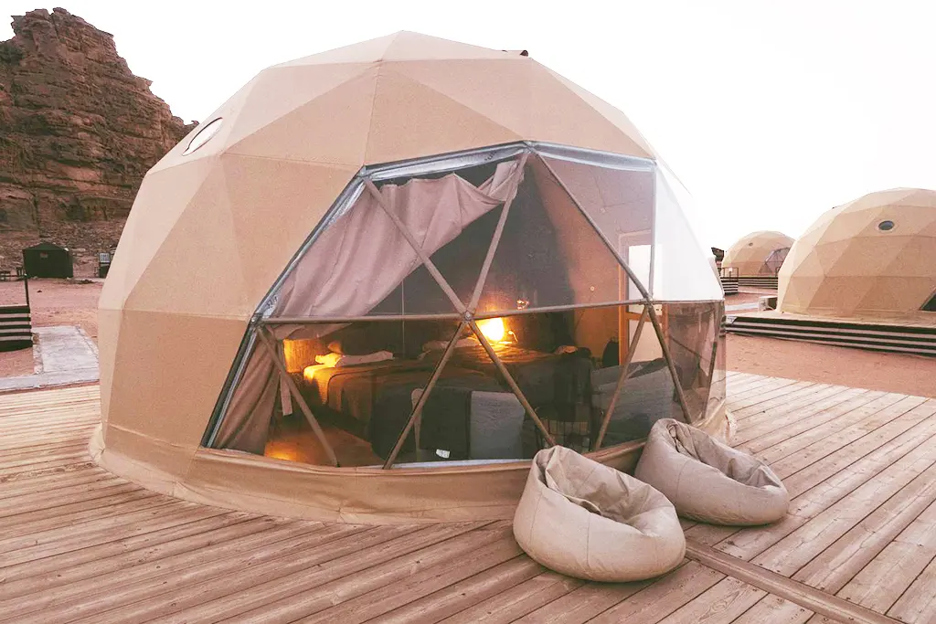 Domes in the desert. Geodesic domes modules for sale.